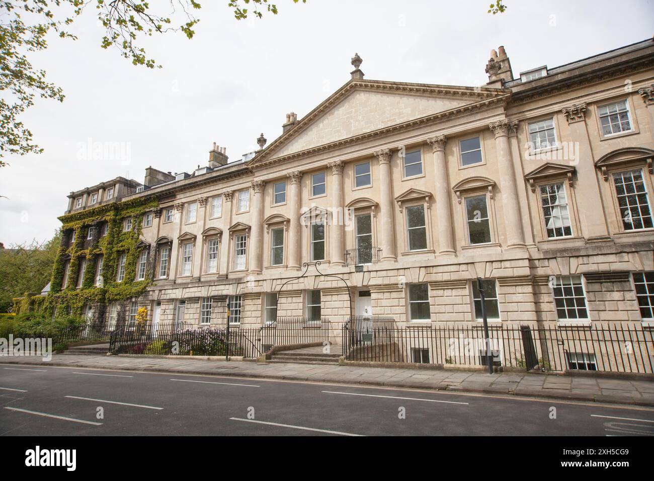 Grand buildings in Bath, Somerset in the United Kingdom Stock Photo - Alamy