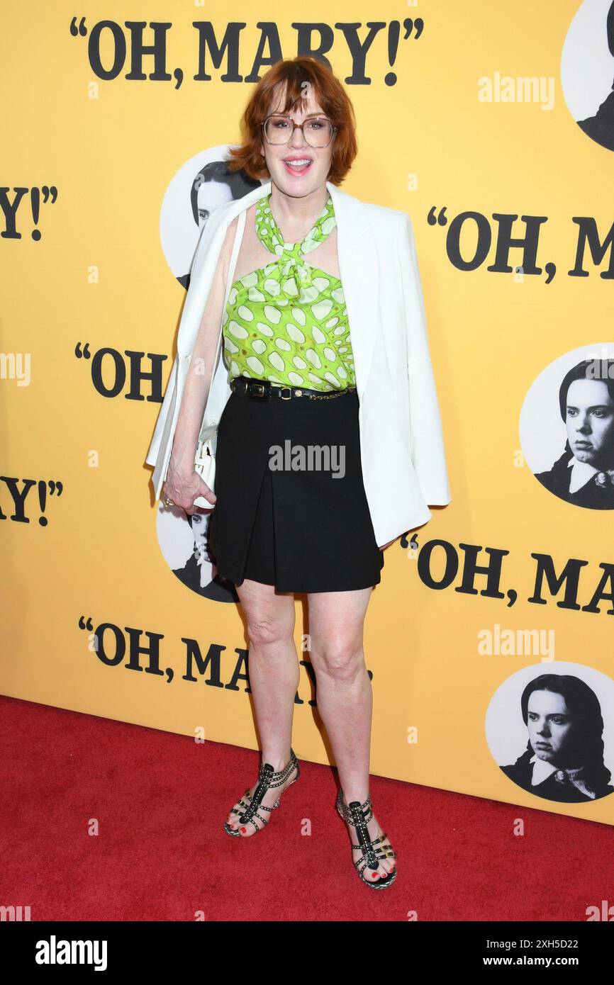 Molly Ringwald at arrivals for OH, MARY! Opening Night on Broadway ...
