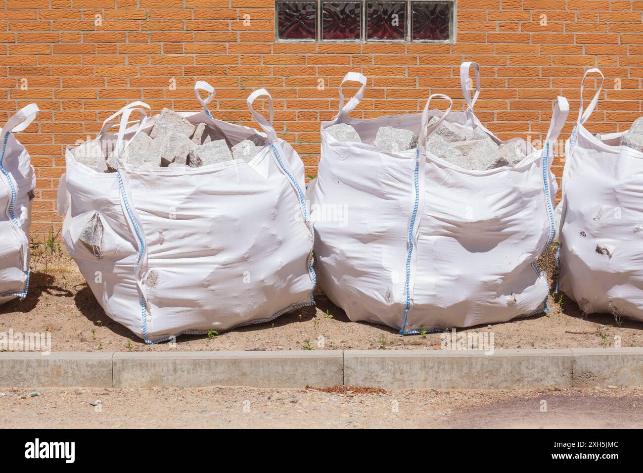 Sacks of bricks hi-res stock photography and images - Alamy