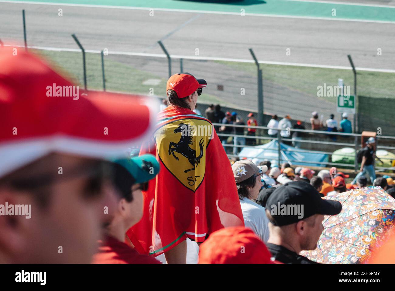 Ferrari fan hi-res stock photography and images - Alamy
