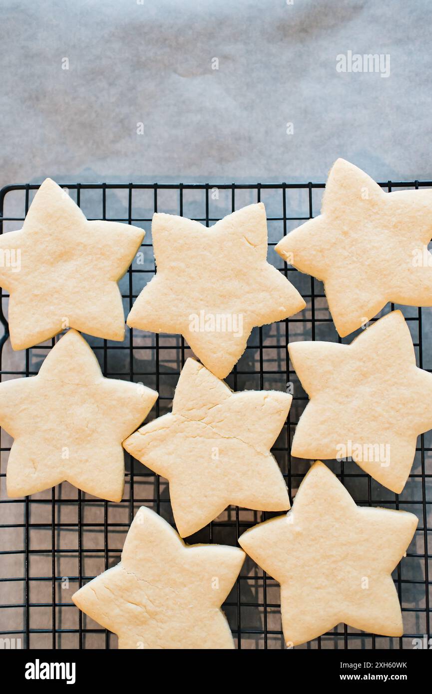 Star shaped sugar cookie flatlay Stock Photo - Alamy
