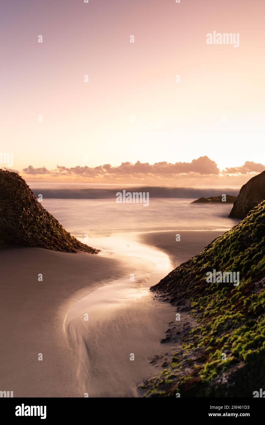 Shiny sand hi-res stock photography and images - Alamy