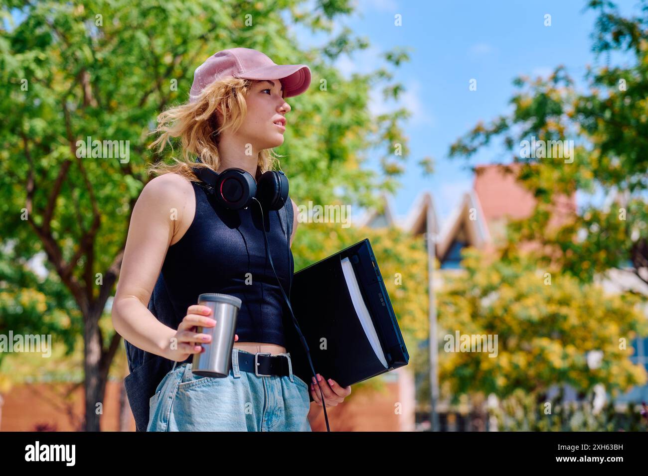 Campus direction hi-res stock photography and images - Alamy