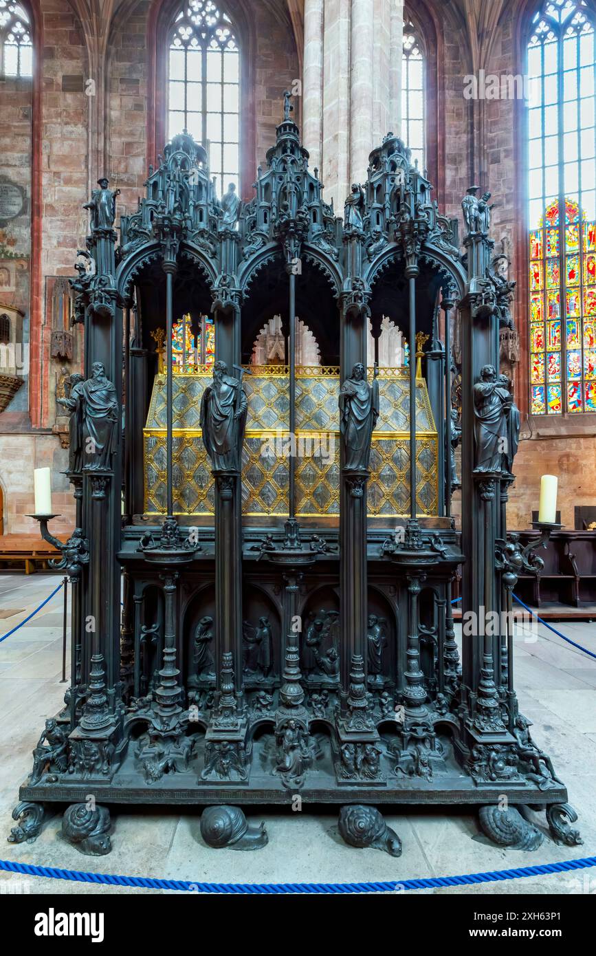 Tomb of St. Sebaldus by Peter Vischer from 1508-19. St. Sebaldus Church ...