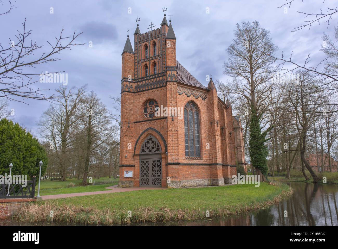 St helena and andrew hi-res stock photography and images - Alamy