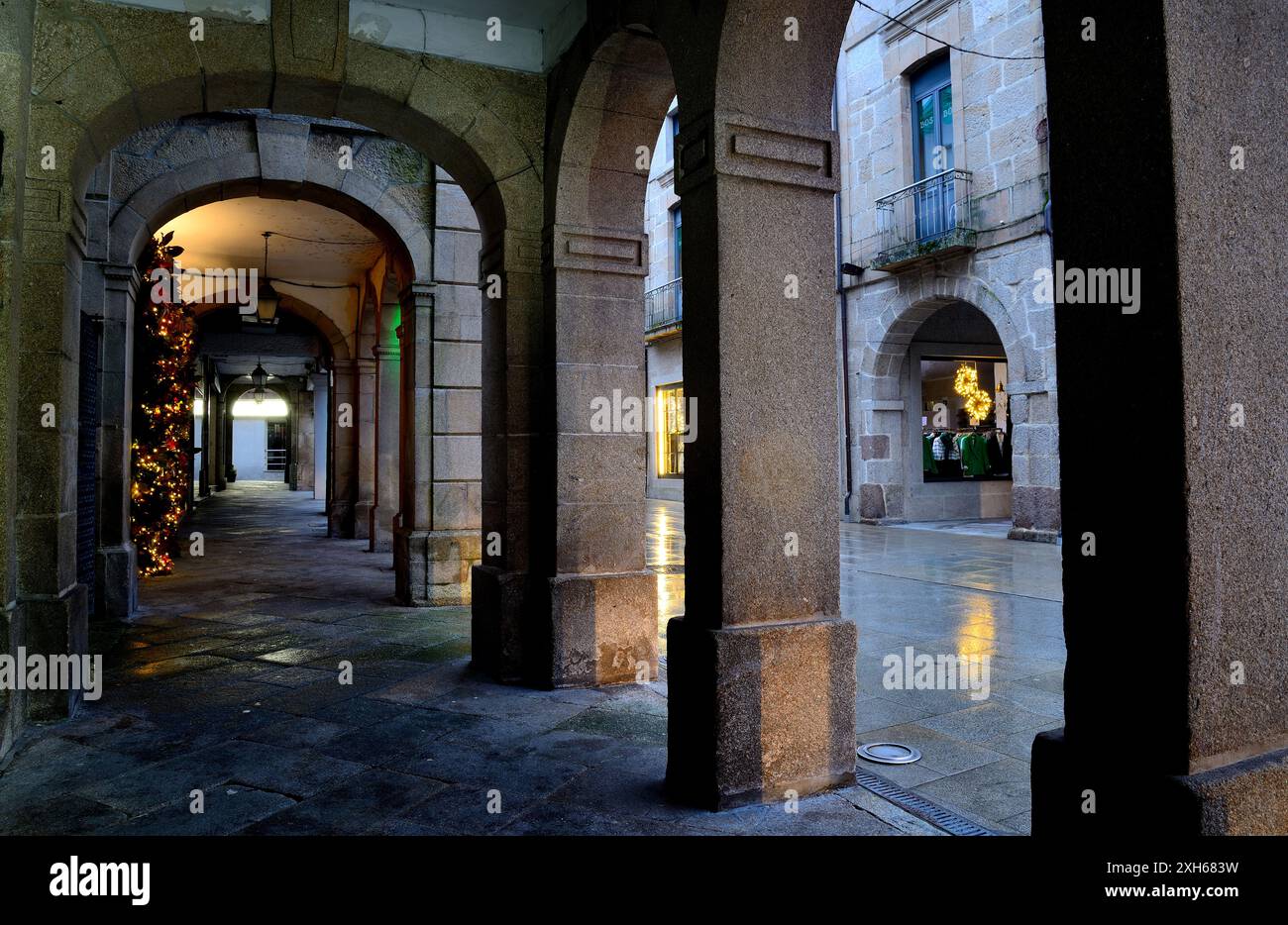 Pedestrian arcade hi-res stock photography and images - Alamy