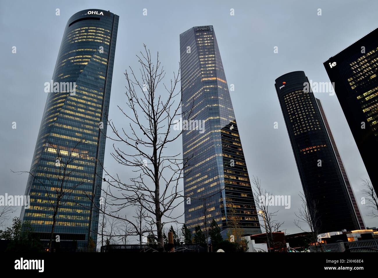 Four building complex hi-res stock photography and images - Alamy