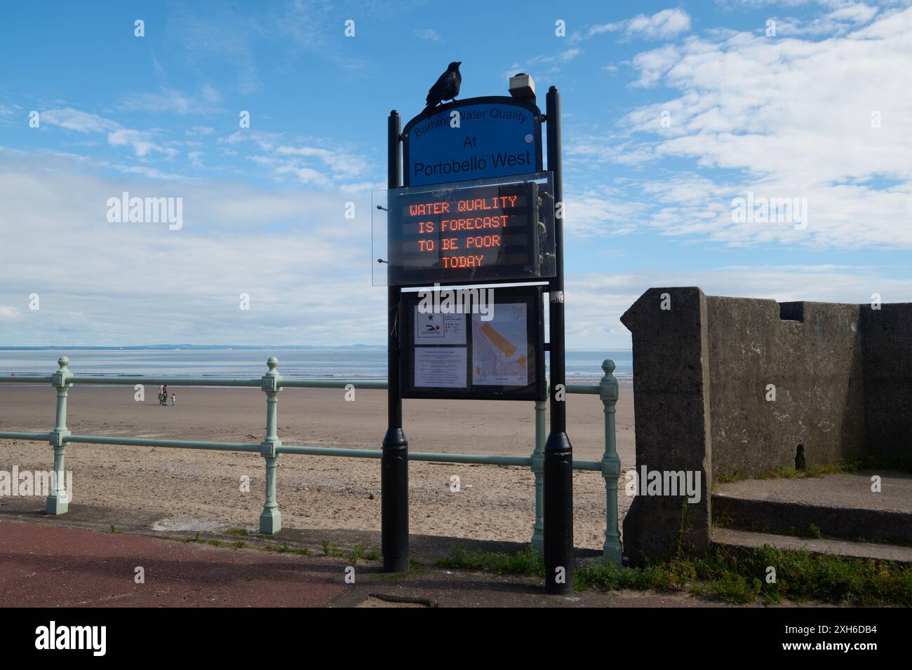 Edinburgh Scotland, UK 12 July 2024. Sign indicating Poor Water Quality ...