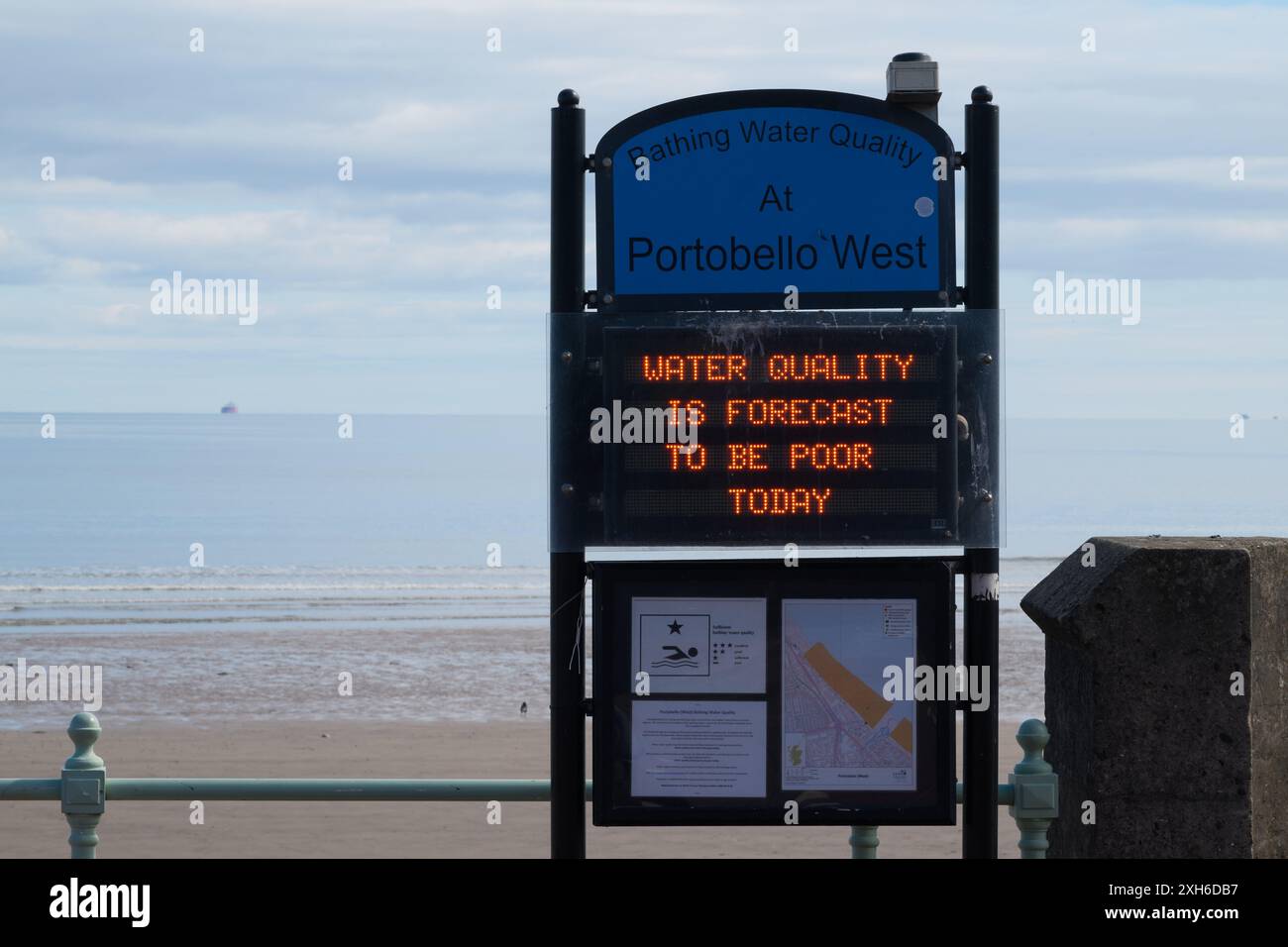 Edinburgh Scotland, UK 12 July 2024. Sign indicating Poor Water Quality ...