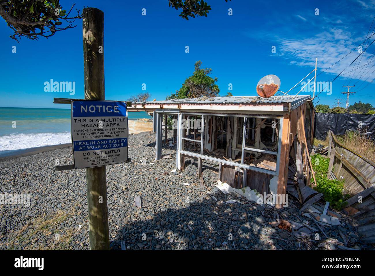 Coastal houses smashed by cyclone gabrielle hi-res stock photography ...