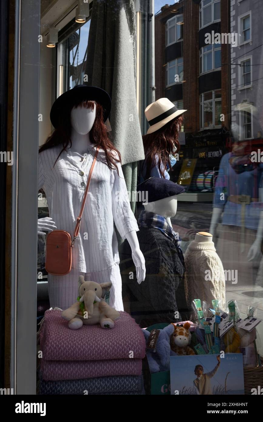 Shop windows Dublin Southern Ireland Stock Photo - Alamy