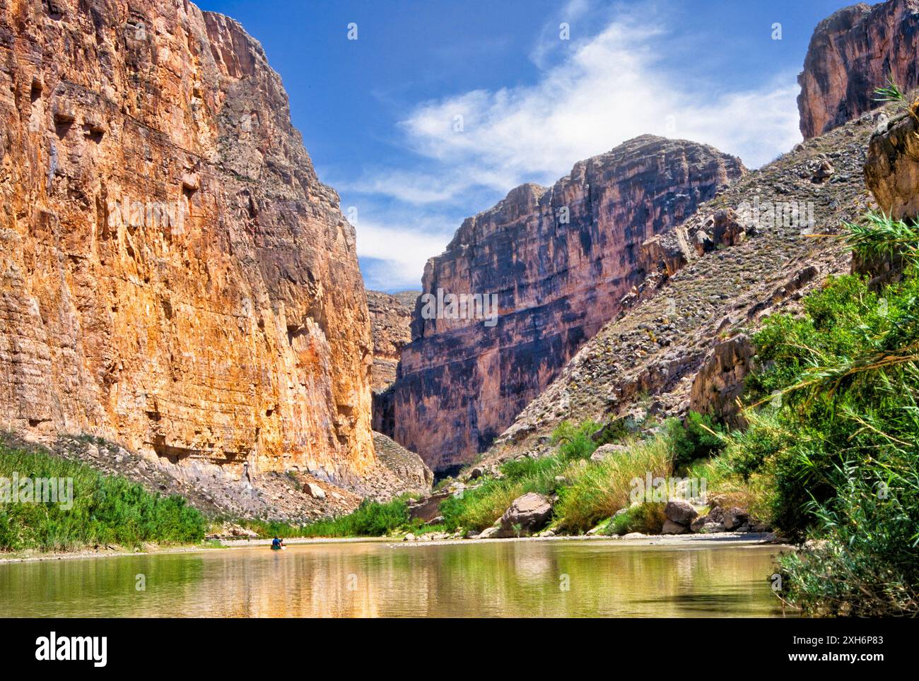 Canoeists in Boquillas Canyon, Sierra del Caballo Muerto, subrange of ...