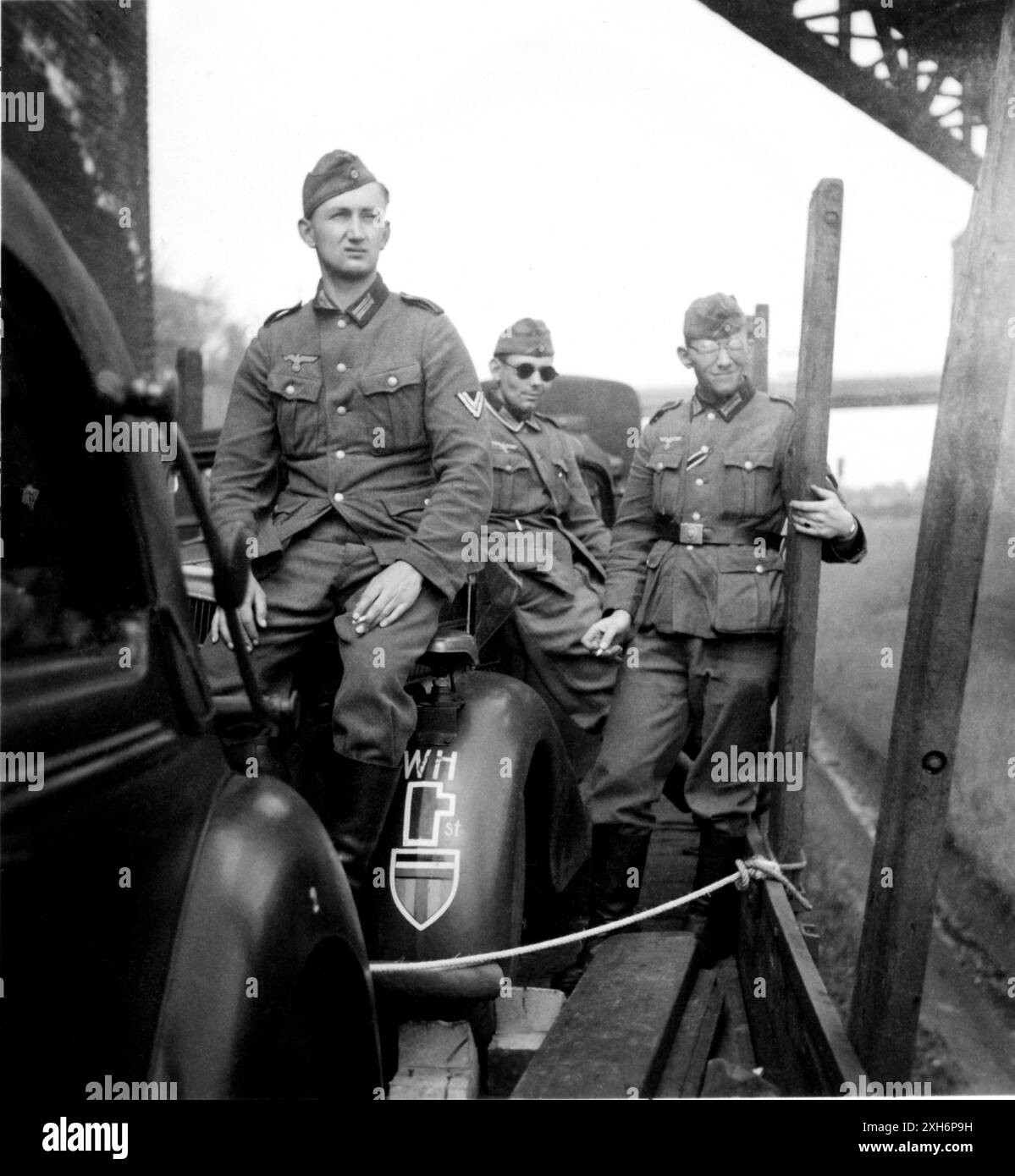 Soldiers and vehicles of an intelligence unit on a train on its way to ...