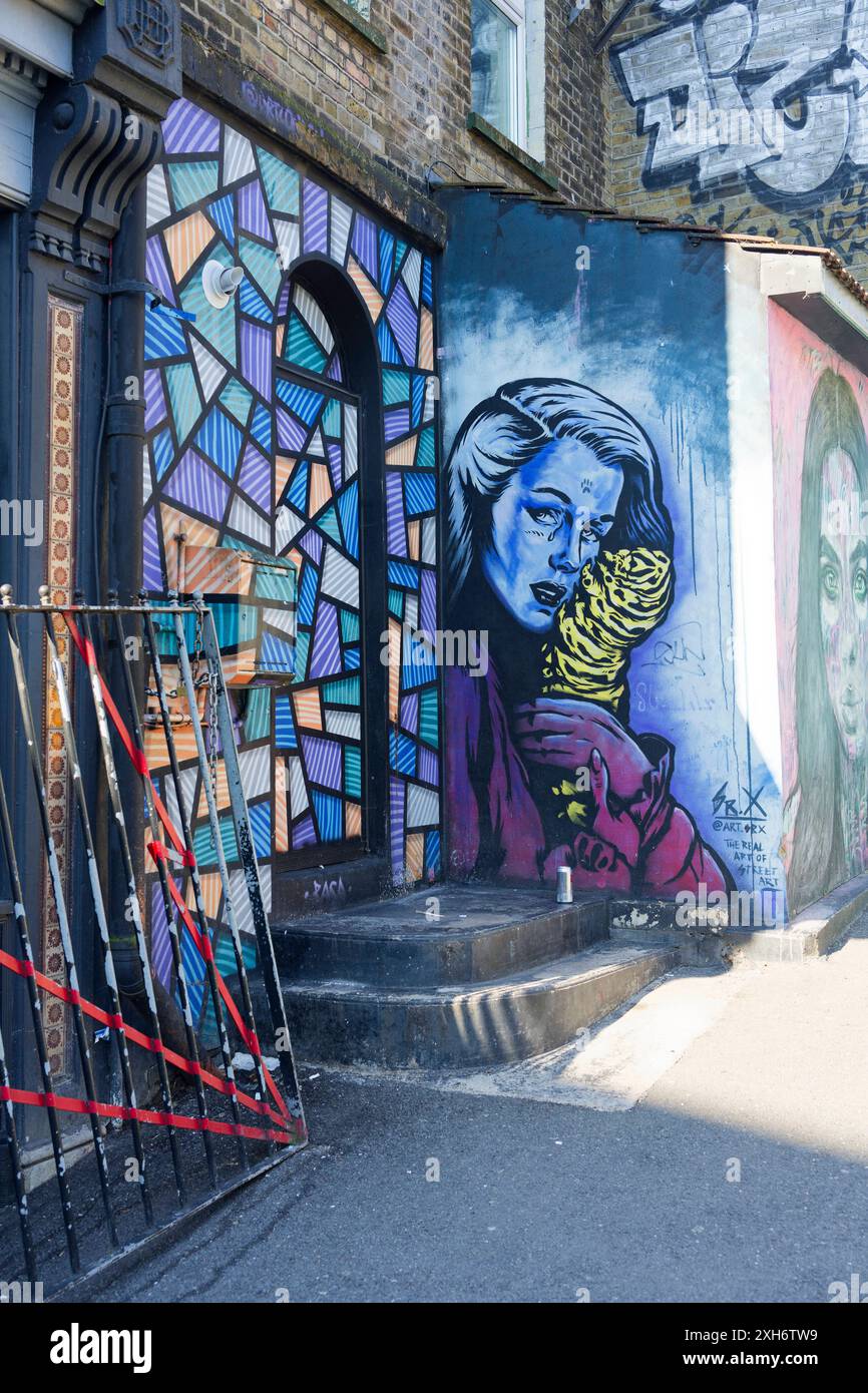 London Camden Town Graffitis rund um Londons Camden Market *** London ...