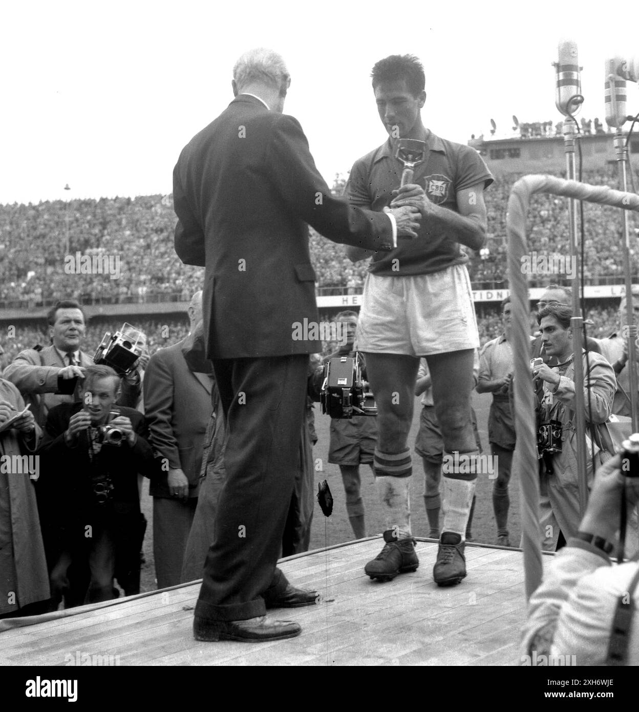 Football world cup 1958 final hi-res stock photography and images - Alamy