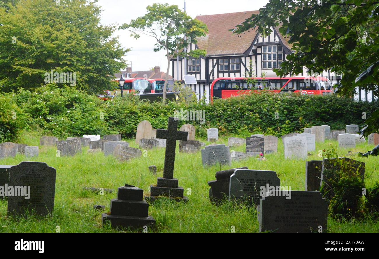 Cemeteries and graveyards Stock Photo - Alamy