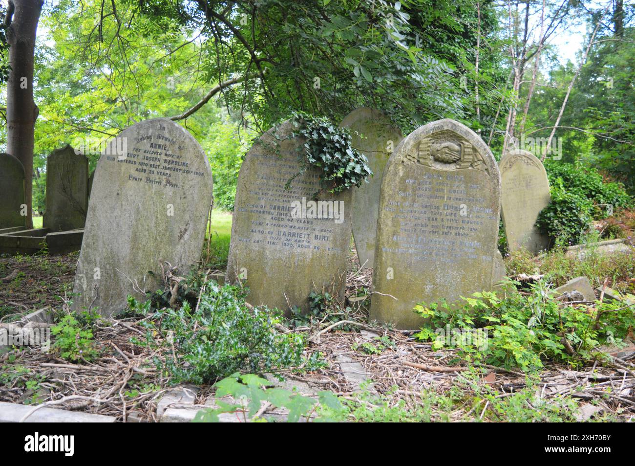 Cemeteries and graveyards Stock Photo - Alamy