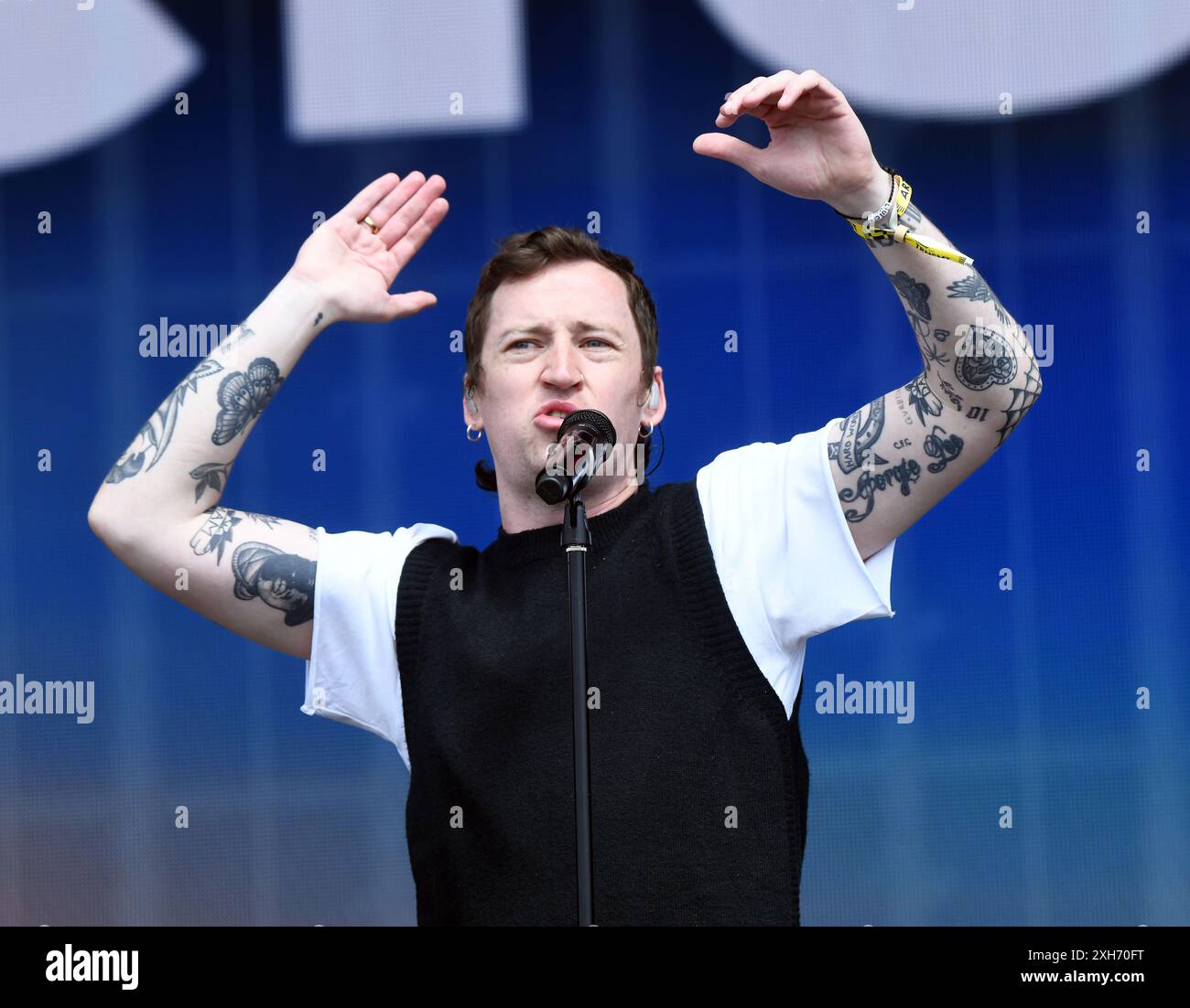 Ryan Hennessy perform with Picture This at the Transmt Festival at ...