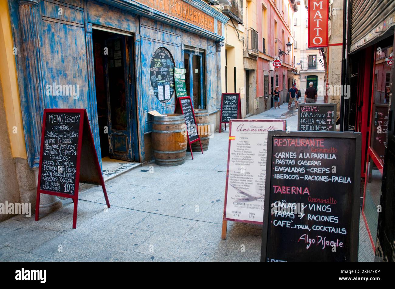 Menu boards madrid hi-res stock photography and images - Alamy