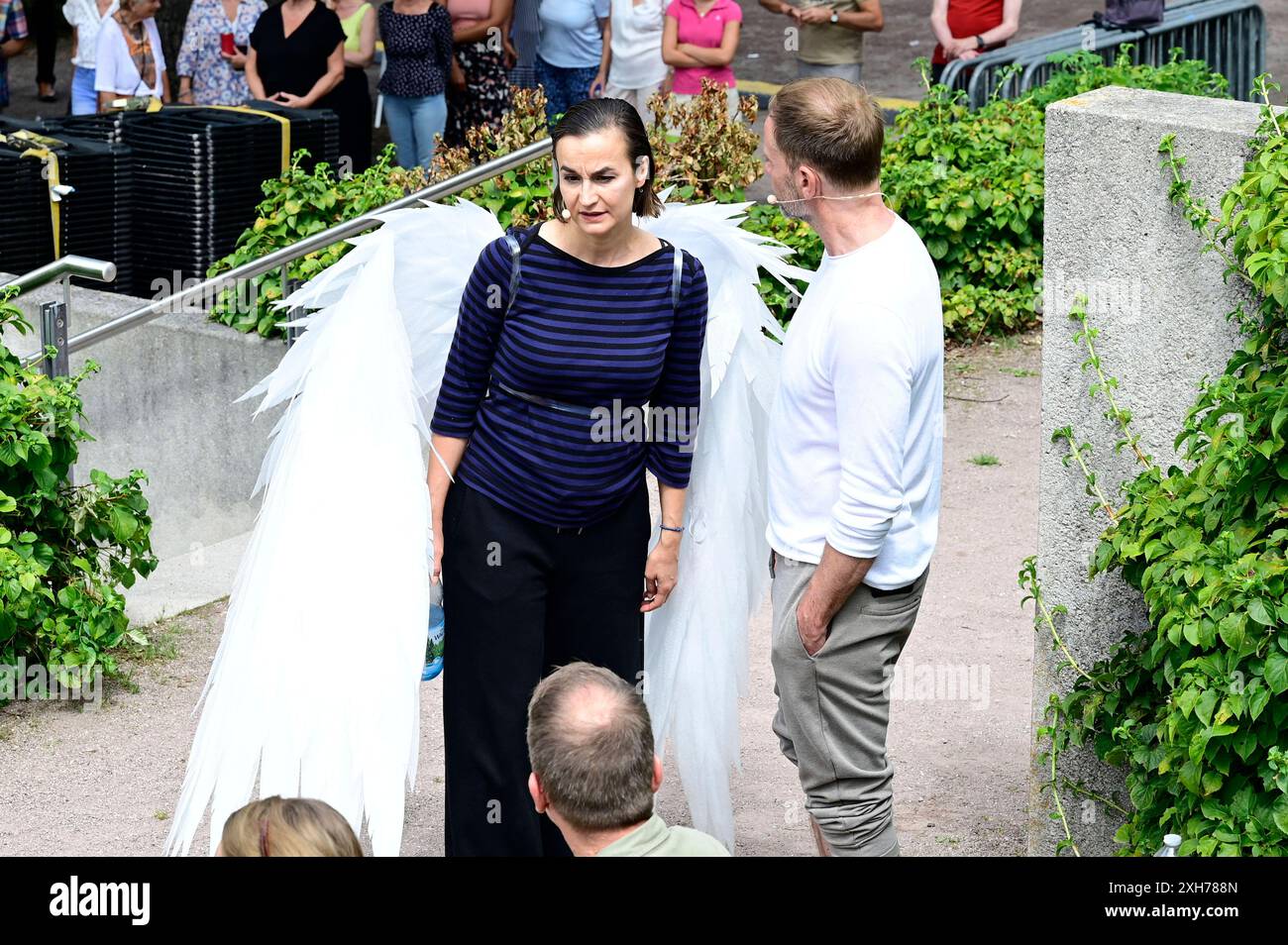 Maya Forster und Julian Weigend bei der Fotoprobe zum Theaterstück ...