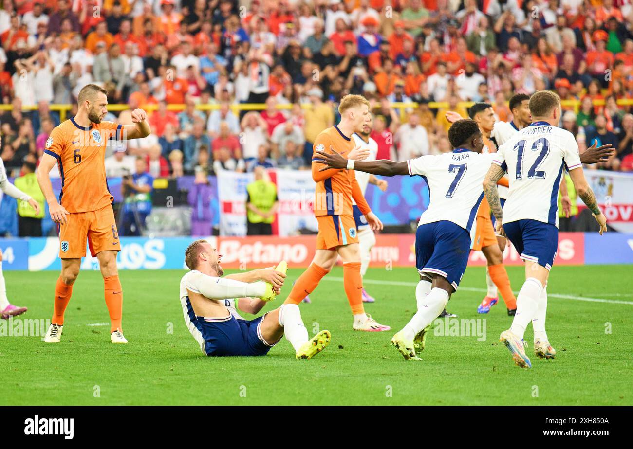 Harry KANE, England 9 after 11m foul in the semi final match ...