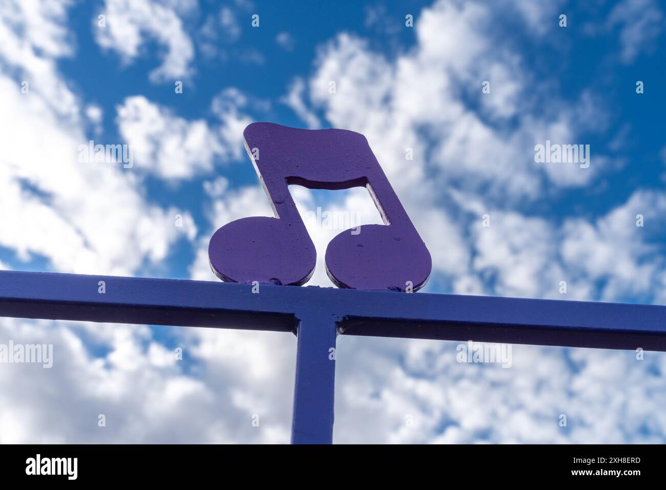 Lisa frank 90s hi-res stock photography and images - Alamy