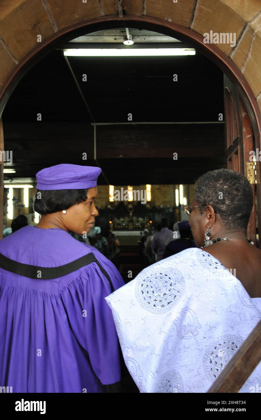 Church service at the Holy Trinity Cathedral, Accra, Ghana ...