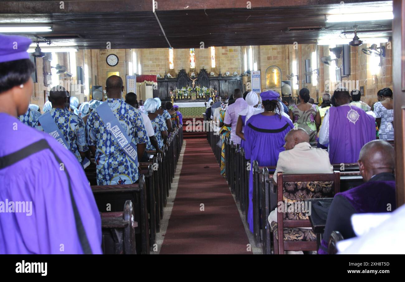 Church service at the Holy Trinity Cathedral, Accra, Ghana ...