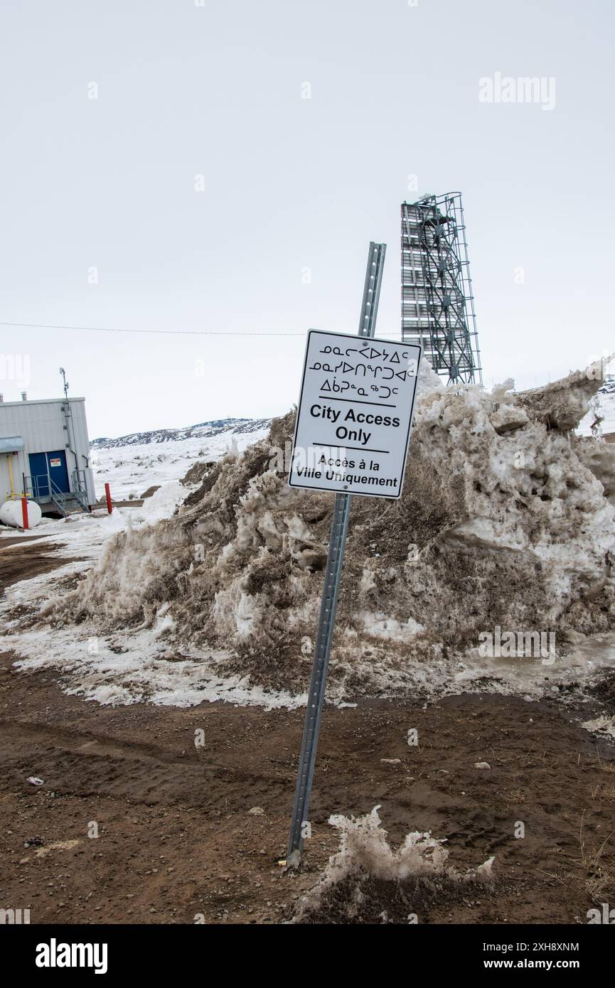 Multilingual city access only sign in English, French and Inuktitut on ...
