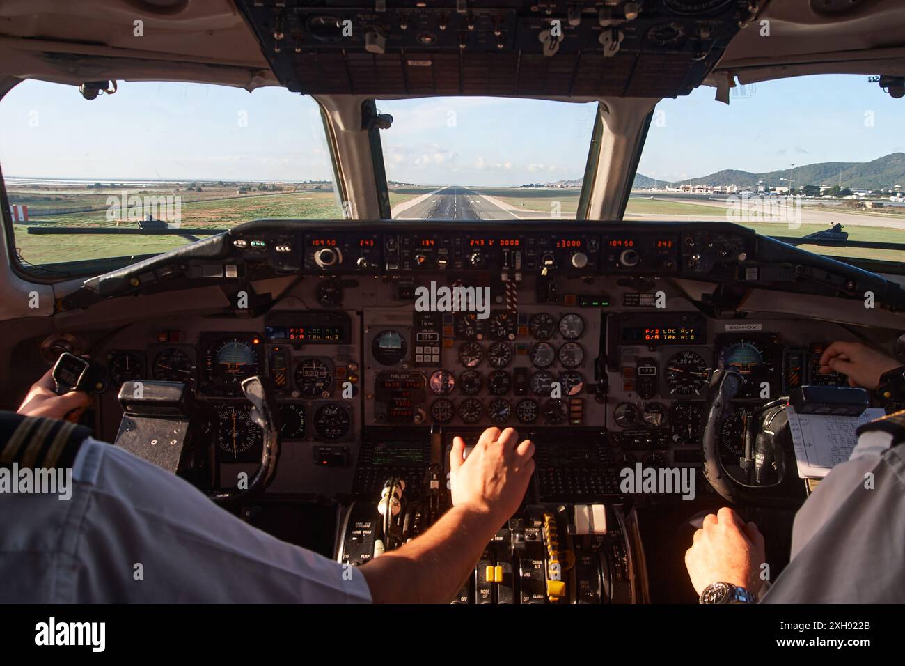 View of takeoff from the cockpit of a commercial airplane at Barajas ...
