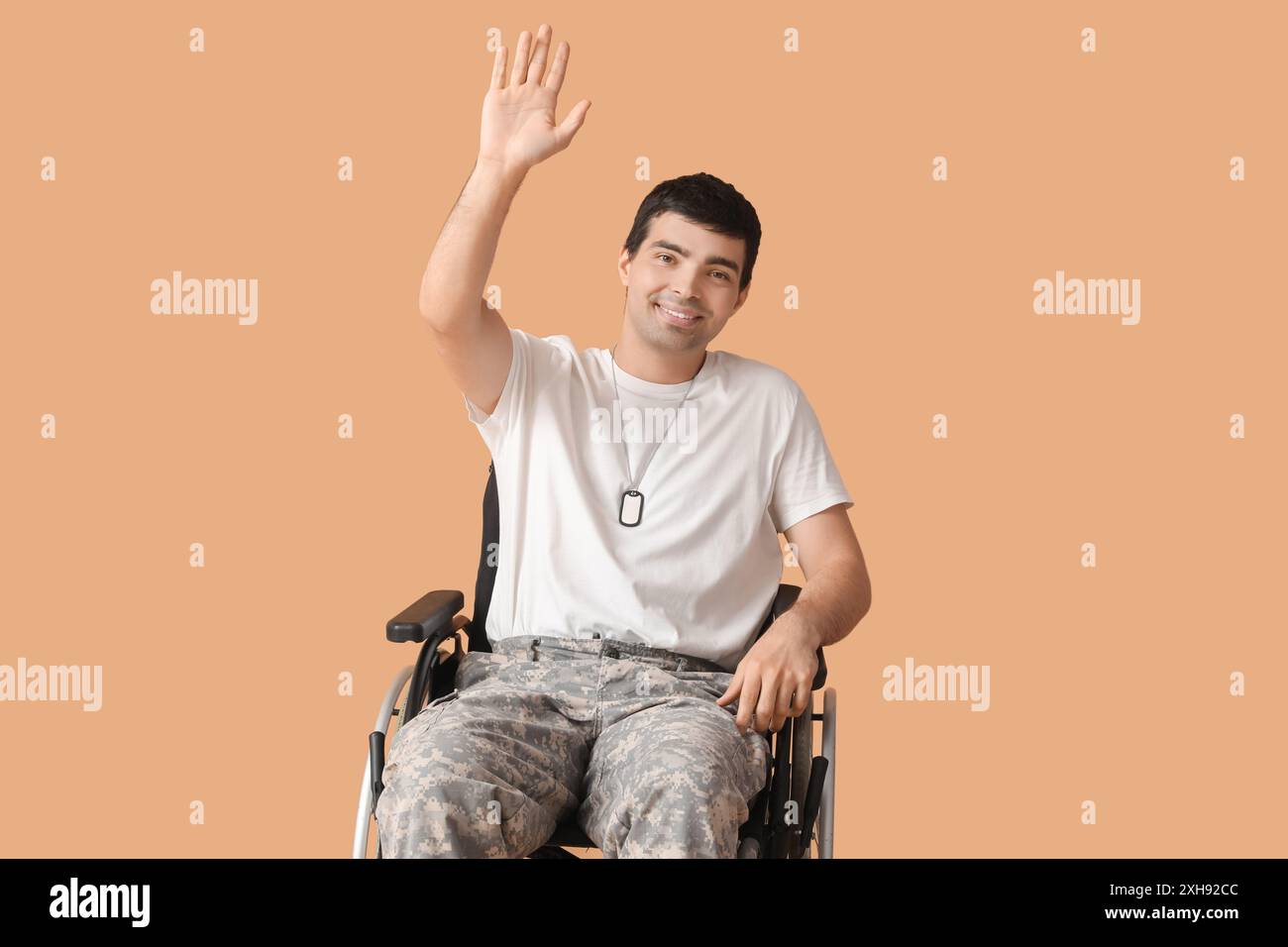 Male ukrainian army soldier waving hi-res stock photography and images ...