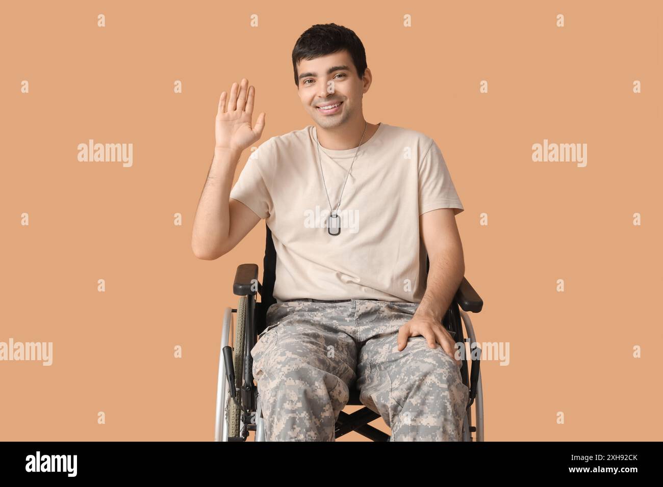 Male ukrainian army soldier waving hi-res stock photography and images ...