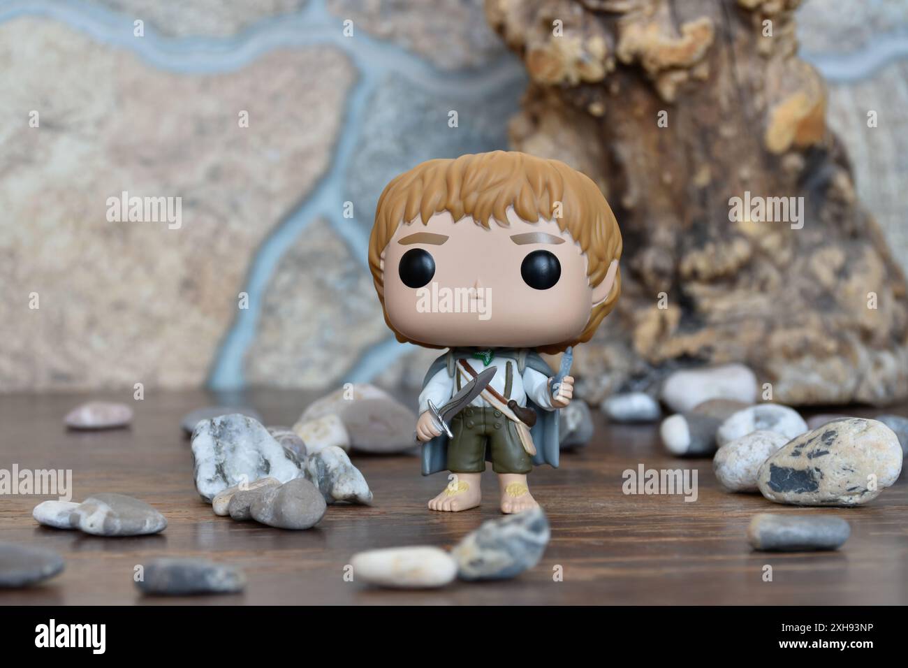 Funko Pop vinyl action figure of Sam hobbit from fantasy movie The Lord ...