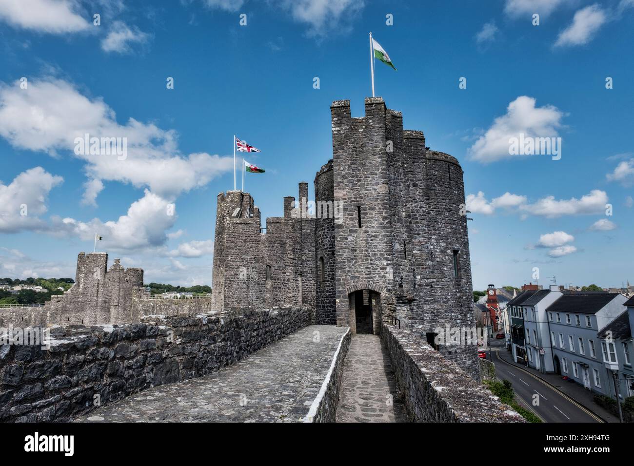 Pembroke castle cave hi-res stock photography and images - Alamy