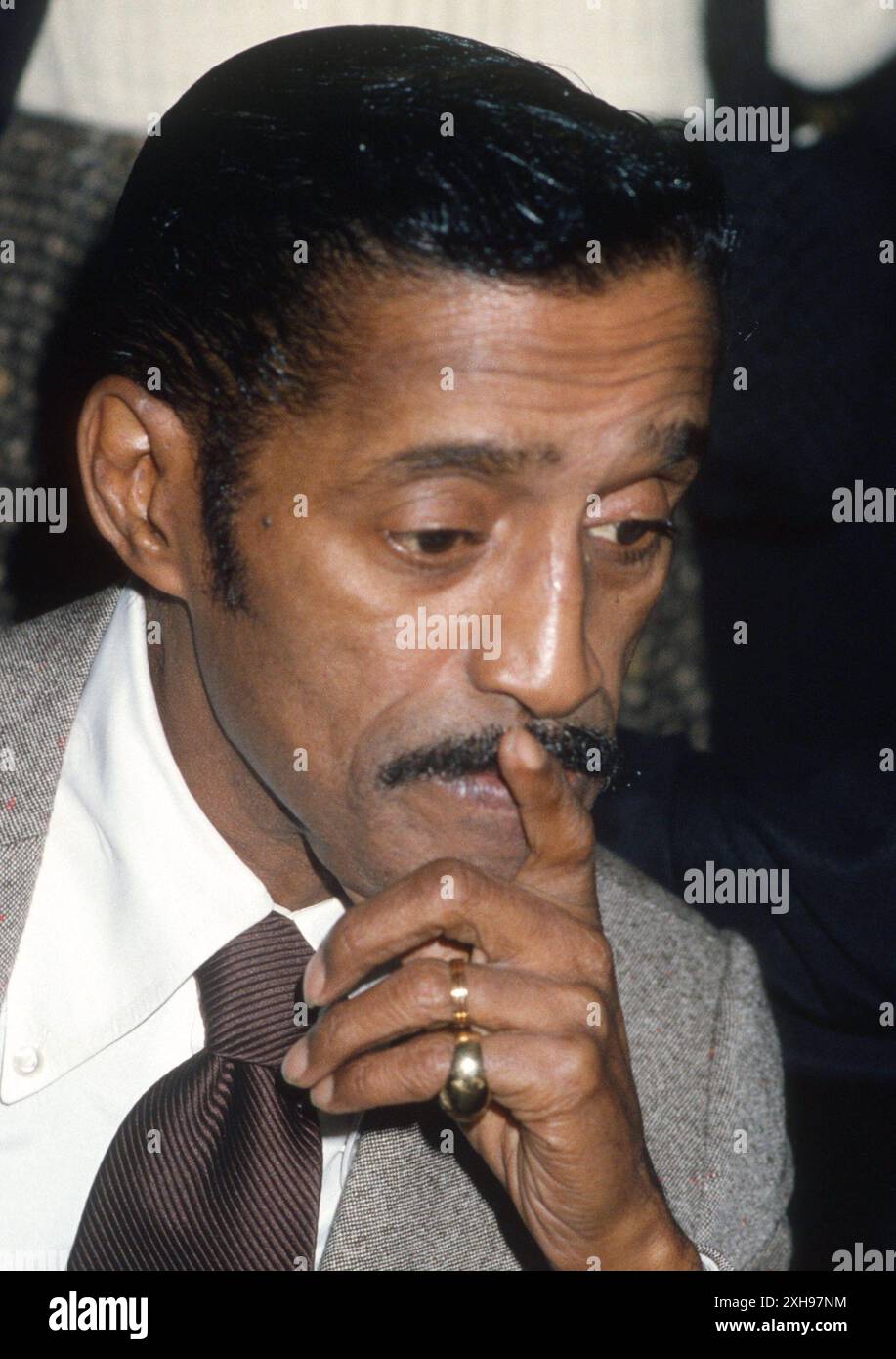 Sammy Davis Jr, 1985. ph: John Barrett/PHOTOlink/Courtesy Everett ...