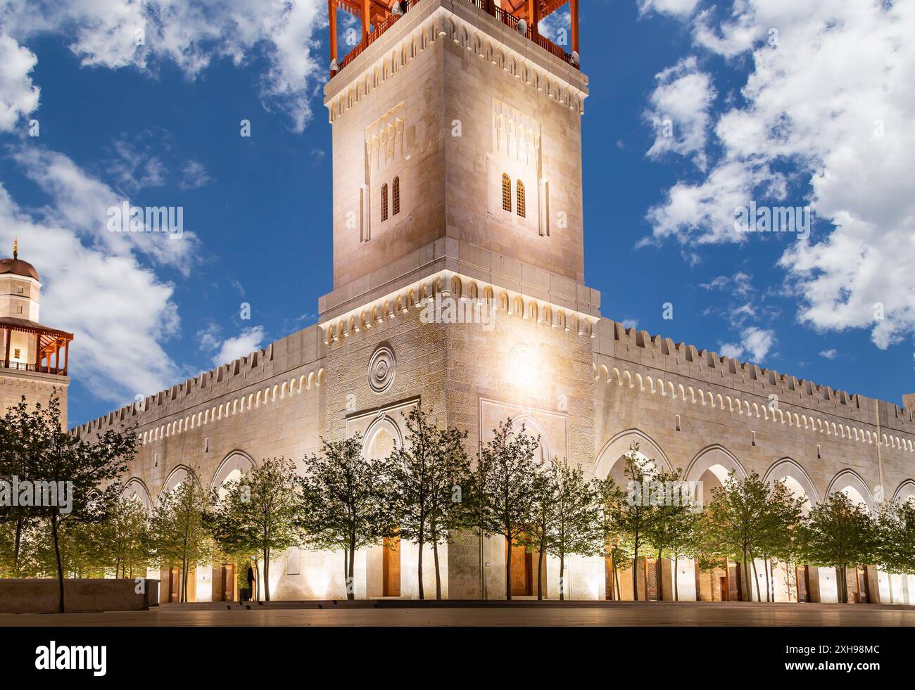 King Hussein Bin Talal mosque in Amman (at night), Jordan. Against the ...