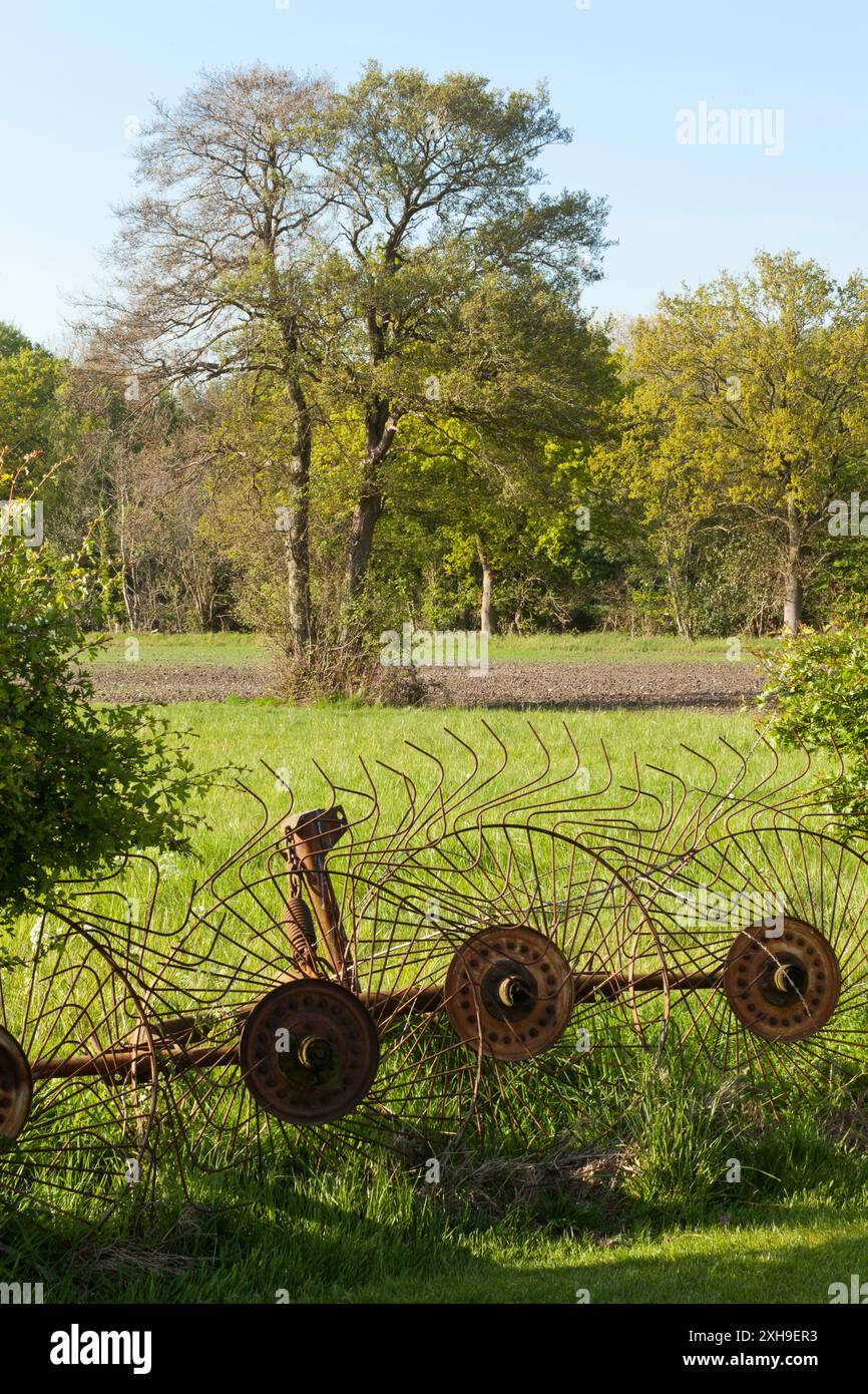 Implement hi-res stock photography and images - Alamy