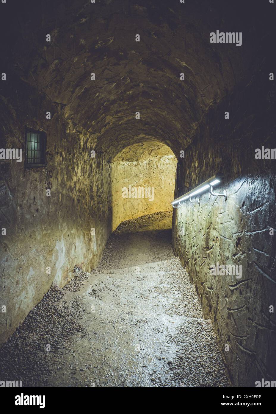 Dimly lit pathway hi-res stock photography and images - Alamy