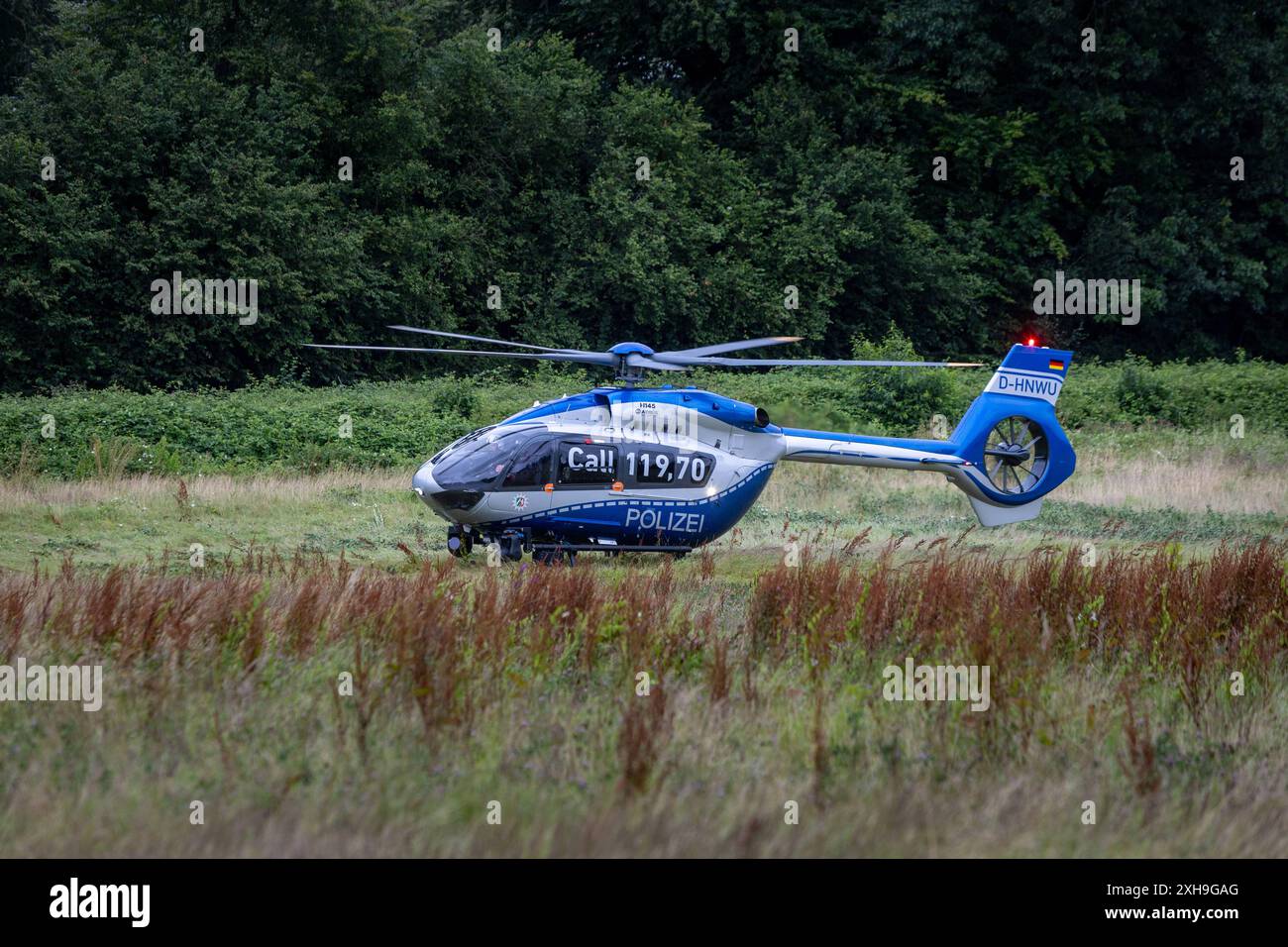 Polizeihubschrauber im Einsatz *** Police helicopter in action Stock ...
