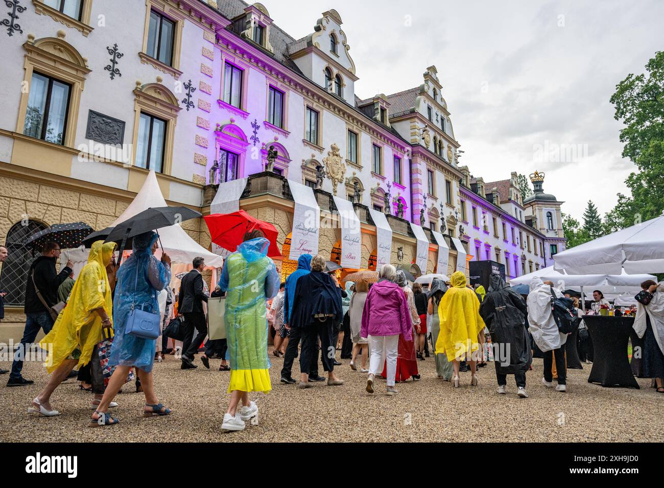 Regensburg castle festival hi-res stock photography and images - Alamy