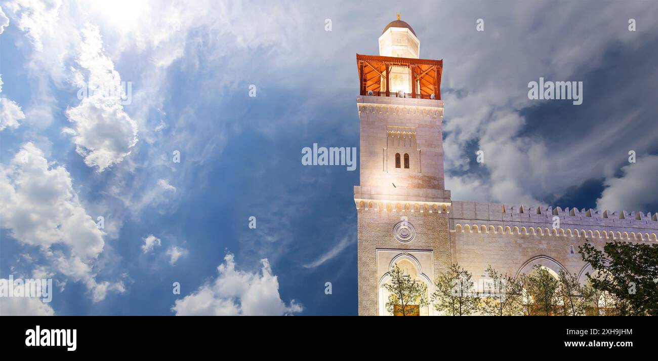 King Hussein Bin Talal mosque in Amman (at night), Jordan. Against the ...
