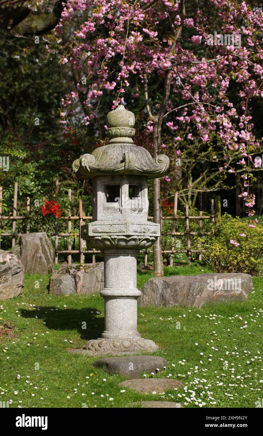Japanese gardens kyoto hi-res stock photography and images - Alamy