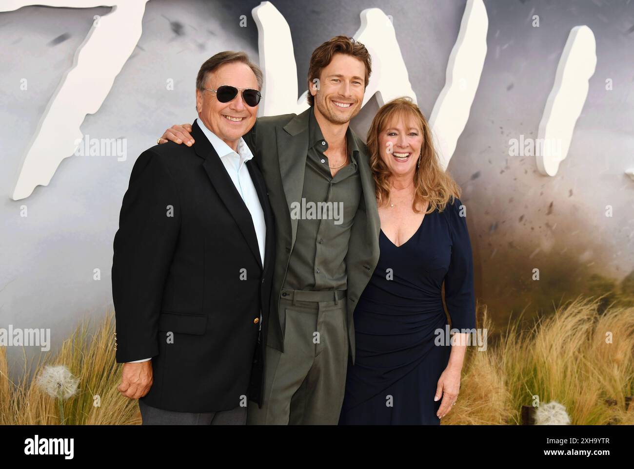 LOS ANGELES, CALIFORNIA - JULY 11: (L-R) Glen Powell Sr., Glen Powell ...