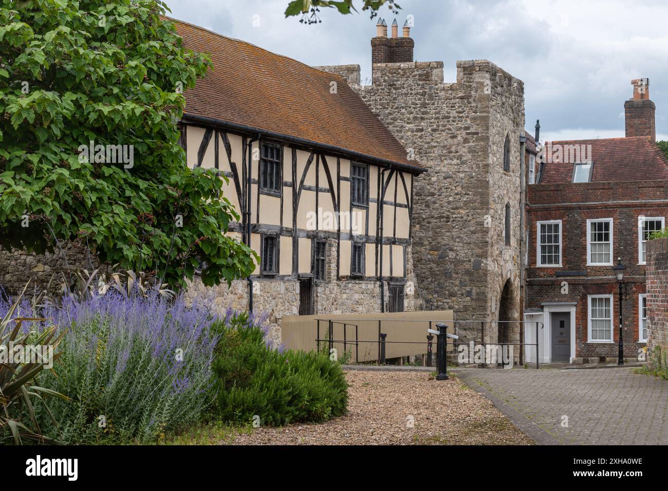The Westgate, view of the medieval gateway into Southampton old town ...