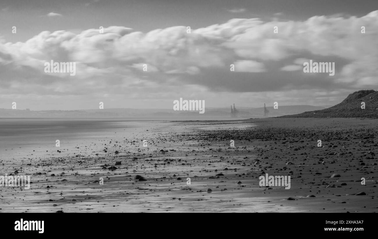 Port talbot aberavon beach Black and White Stock Photos & Images - Alamy