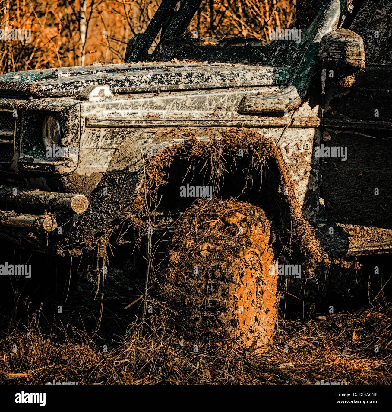 Jeep suv bottom hi-res stock photography and images - Alamy