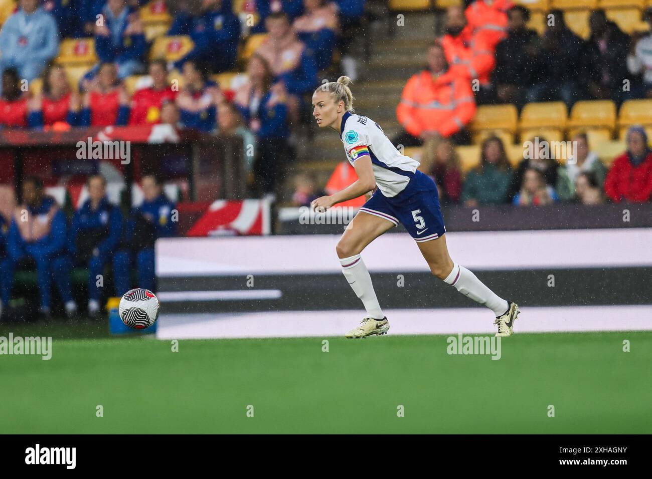 Leah Williamson of England in action during the UEFA Women's ...