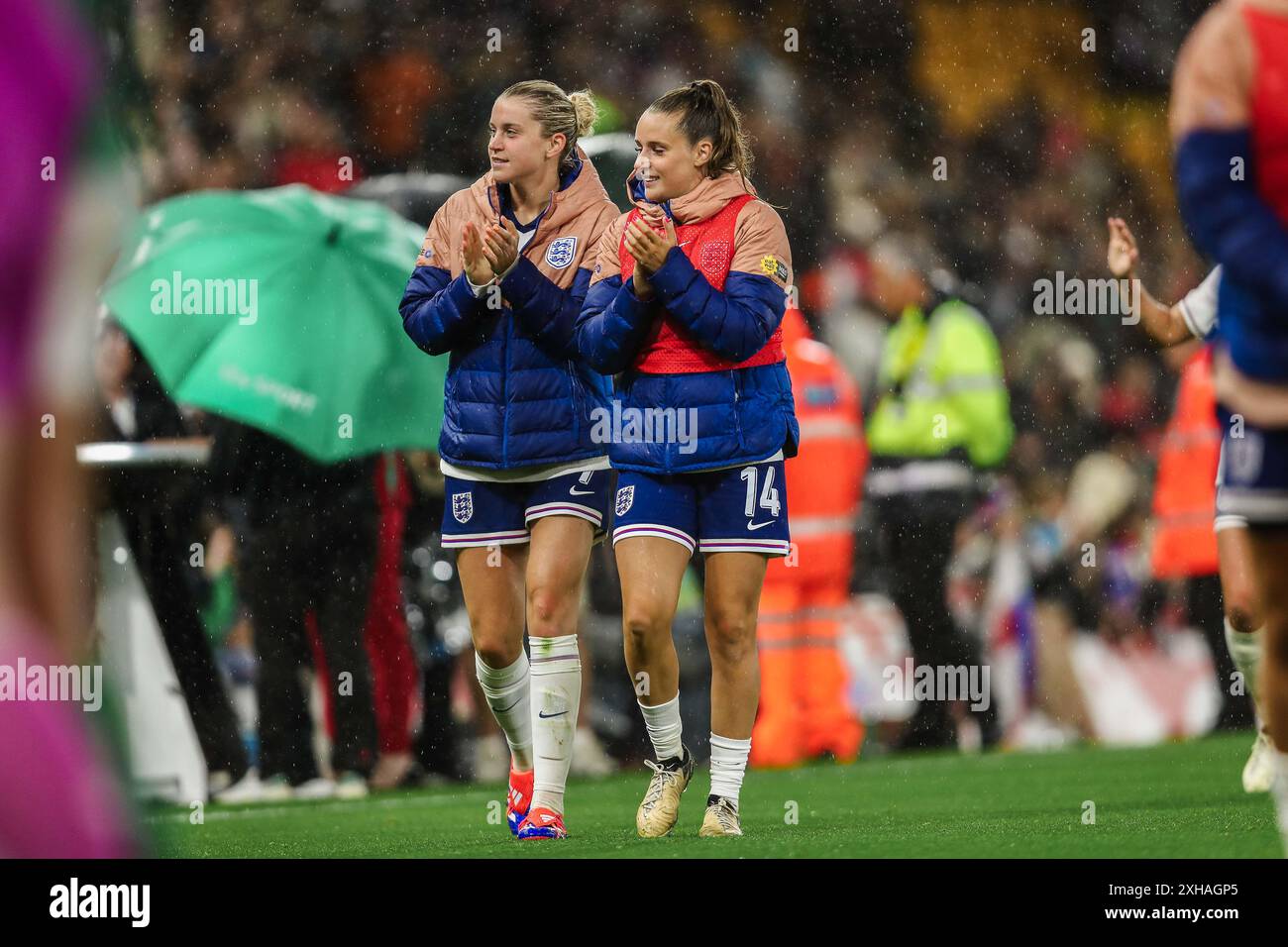 Alessia russo fans hi-res stock photography and images - Alamy