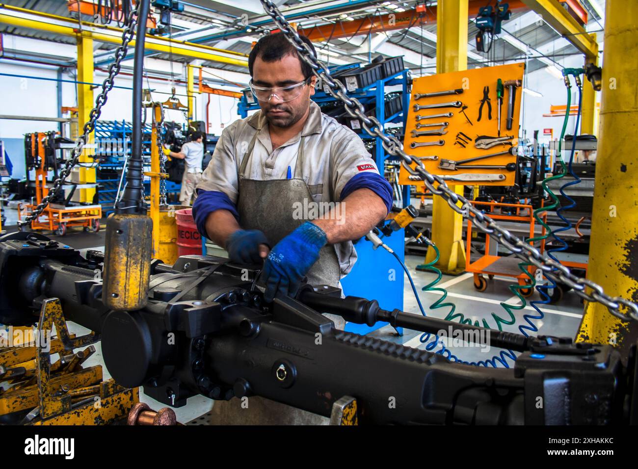 Sao paulo brazil factory workers hi-res stock photography and images ...
