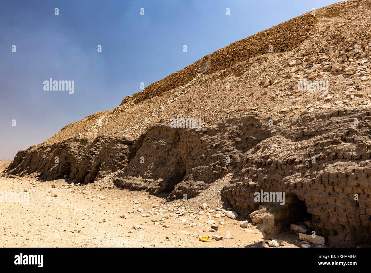 Meidum(Maydum, Maidum, Meydum), Mastaba 17, mud bricks, Beni Suef ...